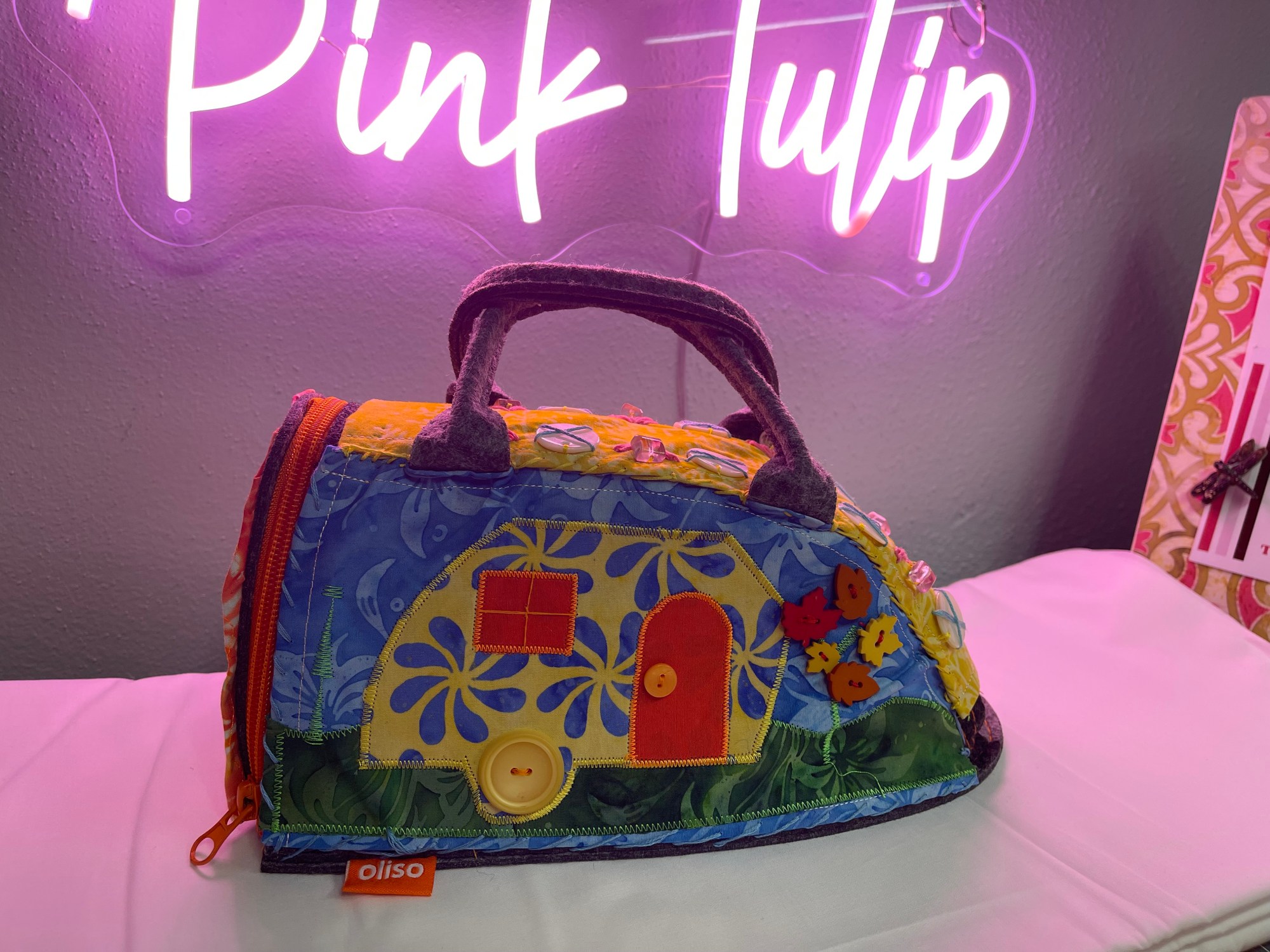 August 2025 Hot Stuff Challenge with Oliso – Pink Tulip Quilting