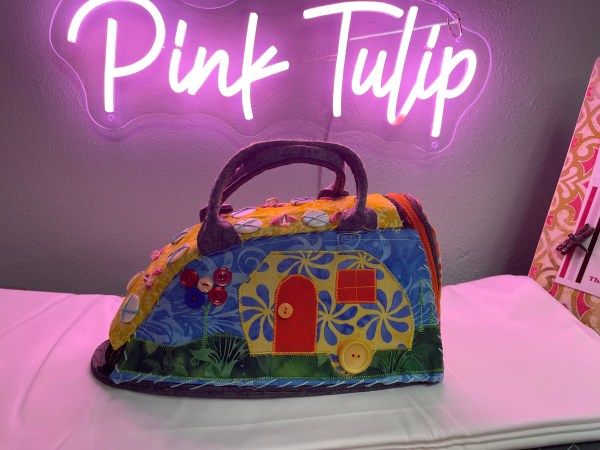 August 2025 Hot Stuff Challenge with Oliso – Pink Tulip Quilting